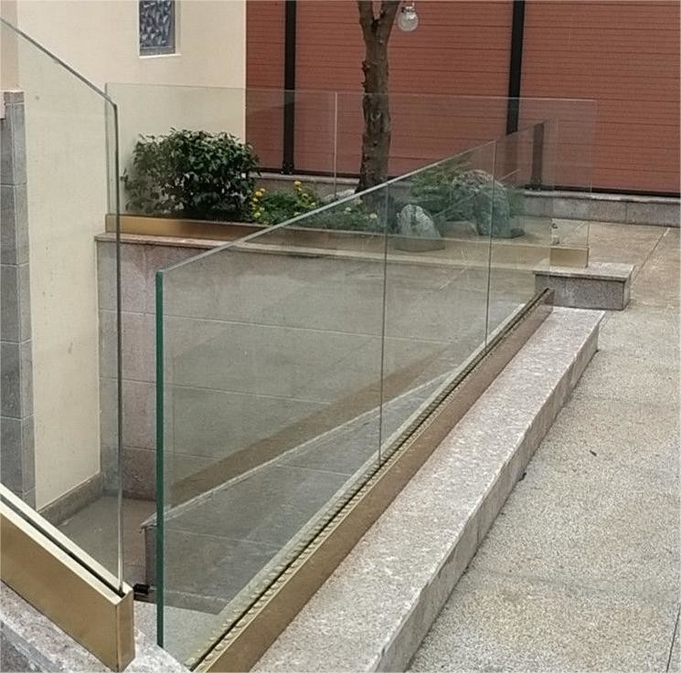 Clear Toughened Glass Stair Handrail