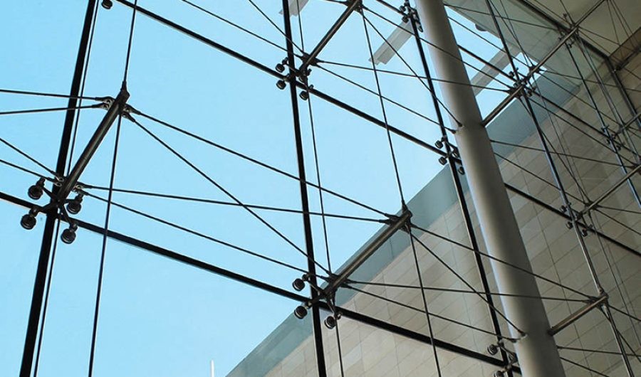 What Spider Curtain Walls Are and How They Transform Modern Architecture